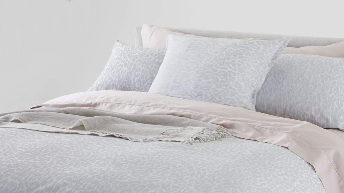 Snow Leopard Quilt Cover – Abode Living